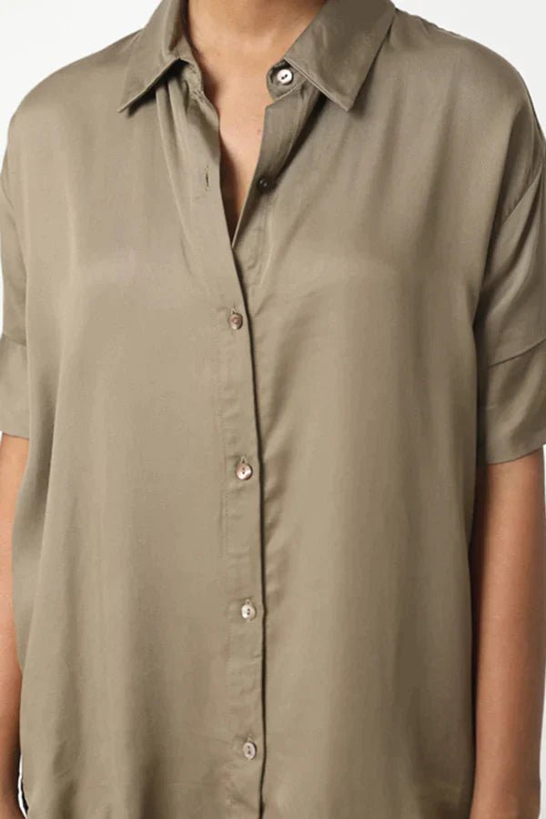 Short Sleeve Boyfriend Shirt in Sunshine – Veneka