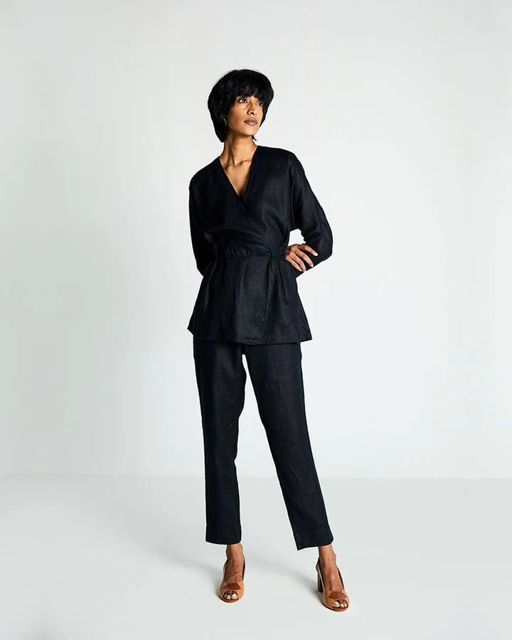 The Power Moves Shirt in Black – Veneka